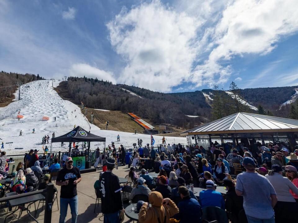These 5 Ski Resorts Have A Packed Schedule Of Events Planned For ...