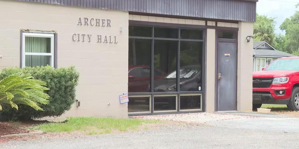 Archer improves standing with state lawmakers after submitting 2024 ...