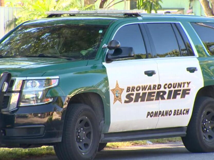BSO: Man in custody after attacking deputies at gas station in Pompano ...