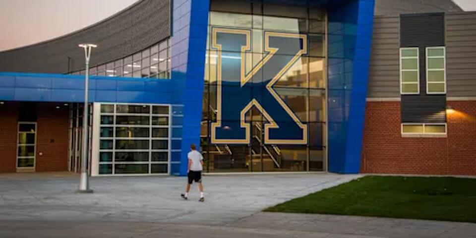 Kearney High school announces three alumni to be celebrated during 2025 ...