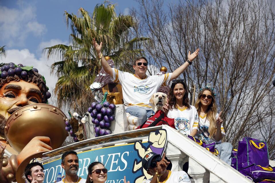 Raising Cane’s Founder Todd Graves Honored as Super Bowl Parade King ...