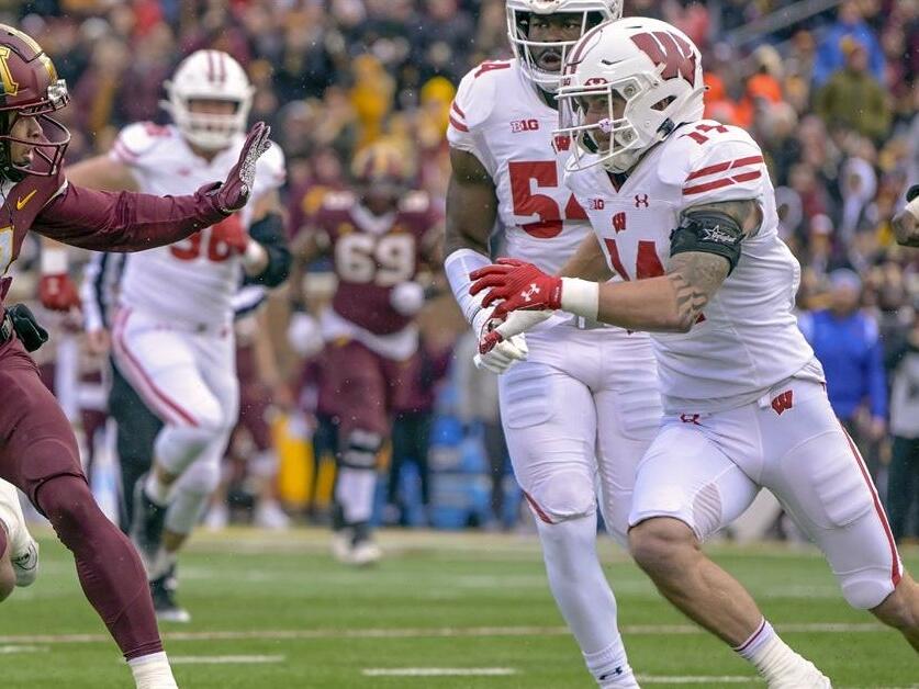 Minnesota Football receiver Daniel Jackson believes they have a deep WR ...