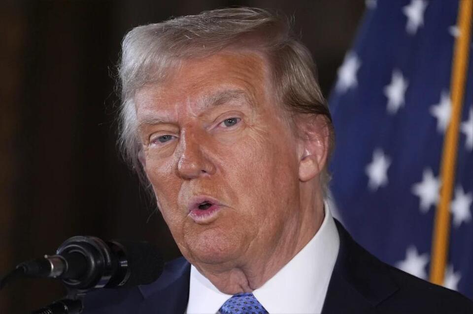 Trump appears with Italian Prime Minister Meloni at his Florida club ...
