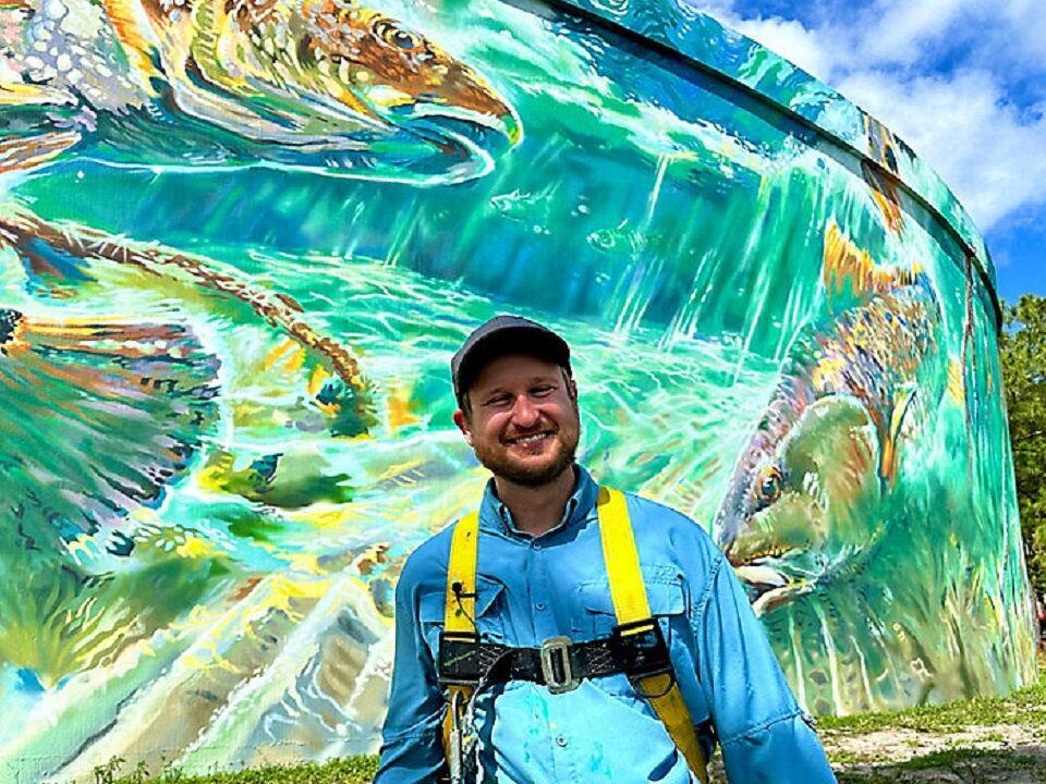 Water tanks in Clearwater get giant underwater murals