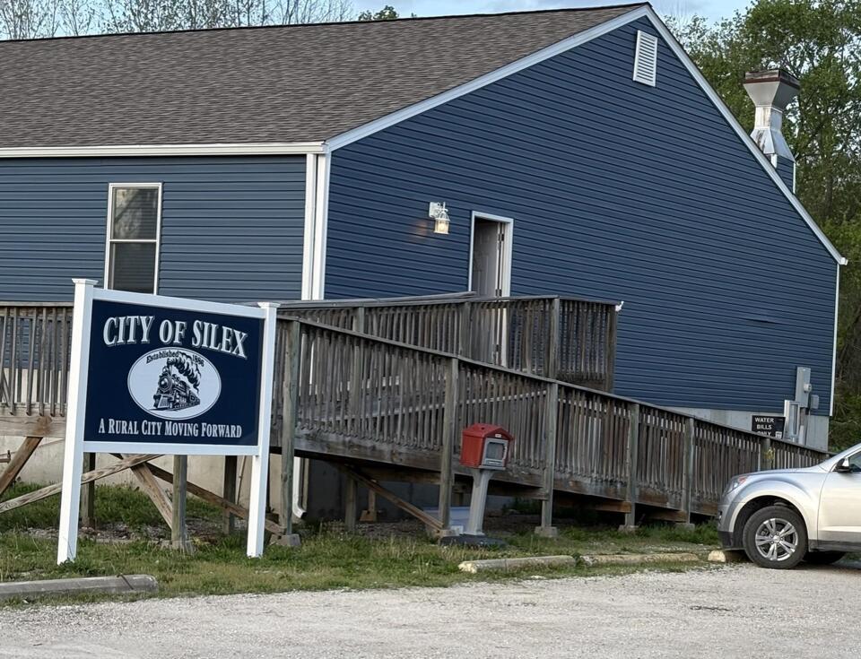 Silex faces water disconnection due to unpaid bill - NewsBreak