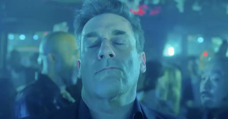 Why Jon Hamm’s Dance Scene Is Trending on TikTok - NewsBreak