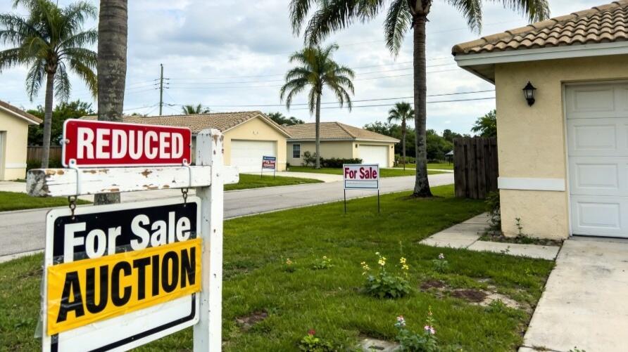 Red Flags Everywhere: Florida Housing Reports Signal a 2026 ‘Crash’ as ...