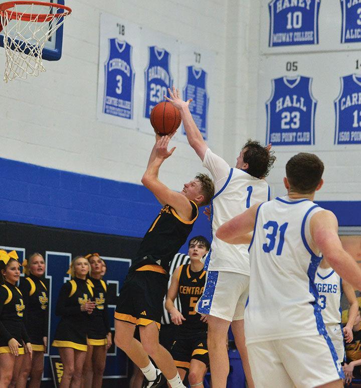 Golden Eagles pick up huge district win over Martin County - NewsBreak