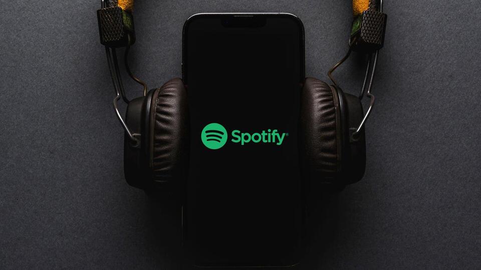 Spotify releases most most-streamed songs of summer - NewsBreak