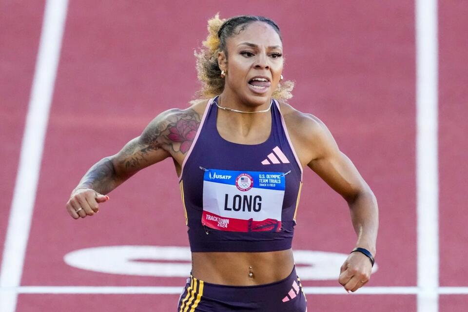 Sprinter McKenzie Long advances to final of 200 meters at Olympic ...
