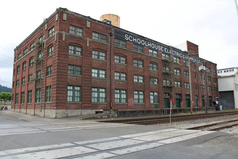 Schoolhouse Electric lays off Local 48 members as Food52 files for ...