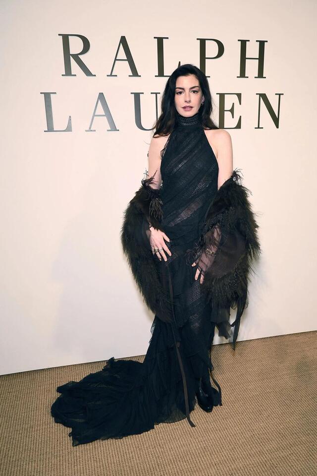 Anne Hathaway Front Row At The Ralph Lauren Collection Fall 2026 Show ...
