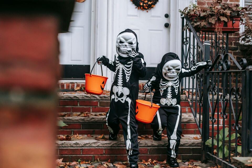 Top 10 Most Halloween-Obsessed States in The Country - NewsBreak