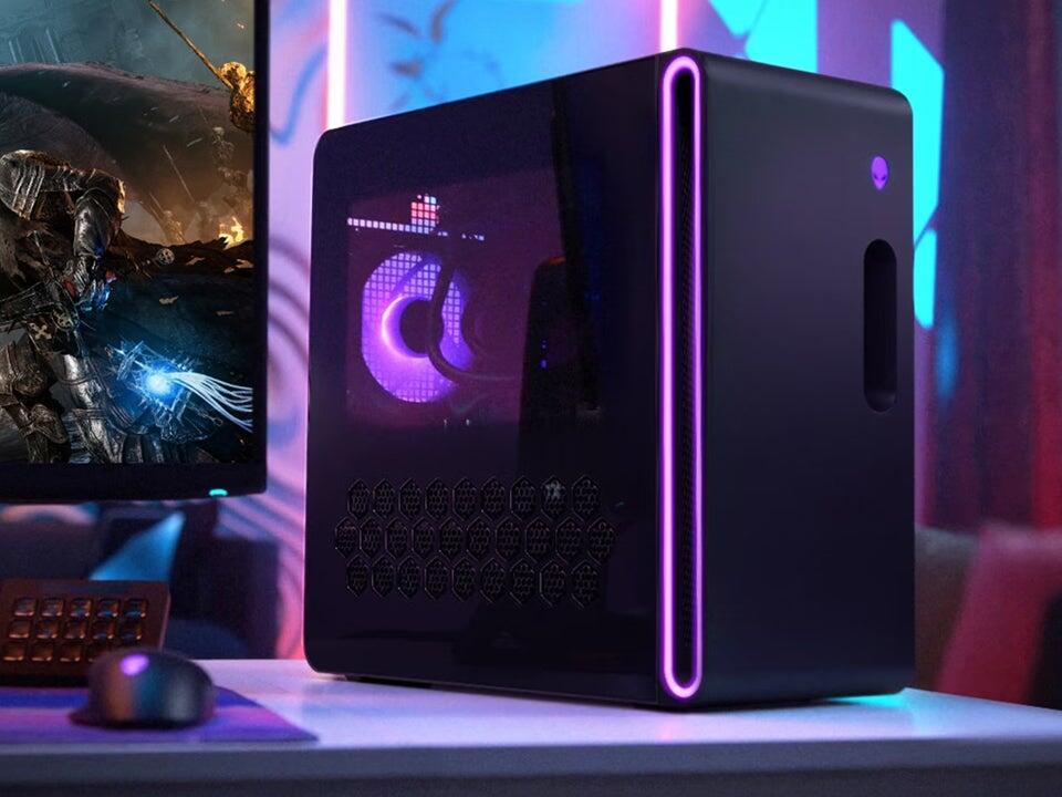 The Alienware Aurora R16 RTX 4080 SUPER Gaming PC Drops to Under $2K