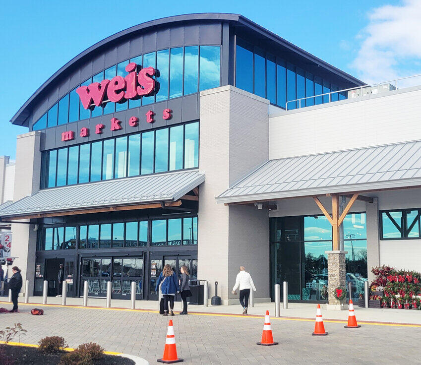 Weis Markets joins Middletown's Bayberry community - NewsBreak