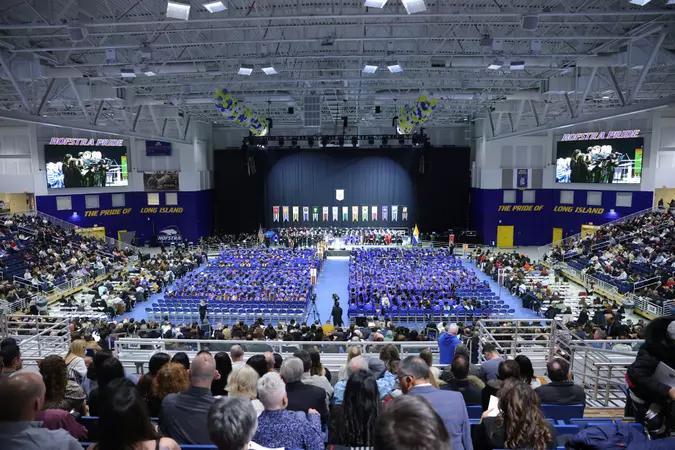 Hofstra Celebrates 2024 Midyear Commencement