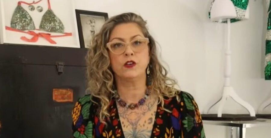 ‘American Pickers’ Star Danielle Colby Shows Off Topless Vid - NewsBreak