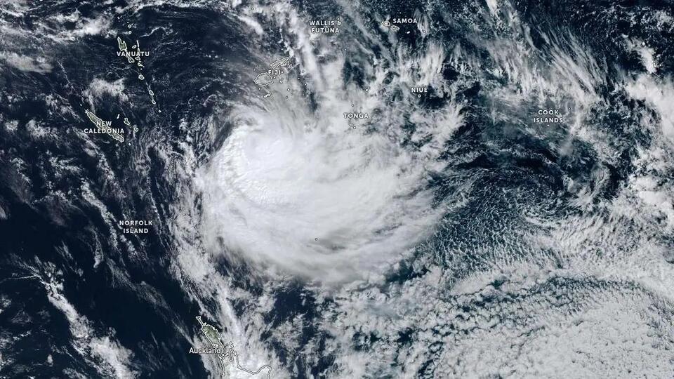 Tropical Cyclone Vaianu expected to bring damaging winds and heavy rain ...