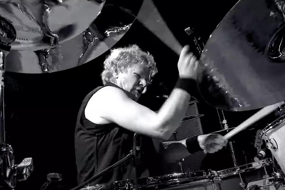 Iron Maiden’s New Drummer Reminds Bruce Dickinson of Clive Burr - NewsBreak