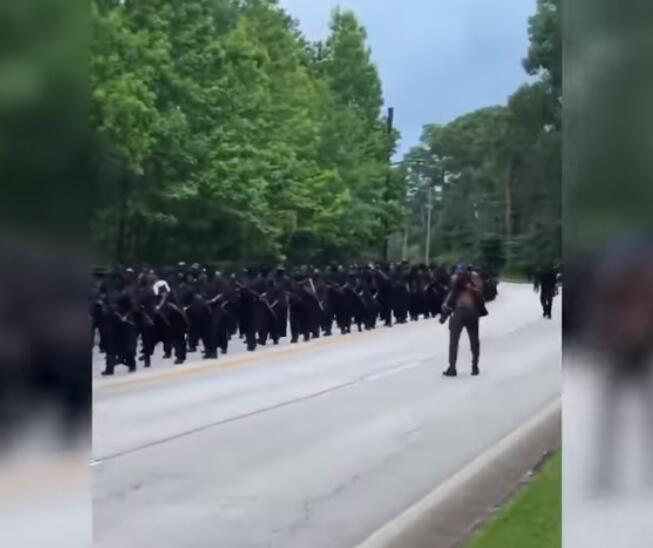Armed Black militia protests Confederate monument at Georgia’s Stone ...