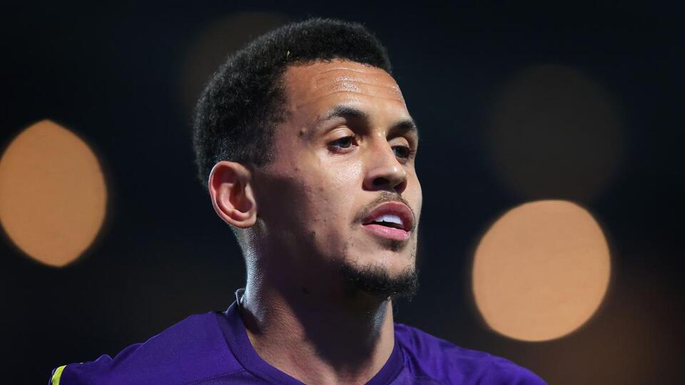 Former Man Utd wonderkid Ravel Morrison already 'embarrassing' new team ...