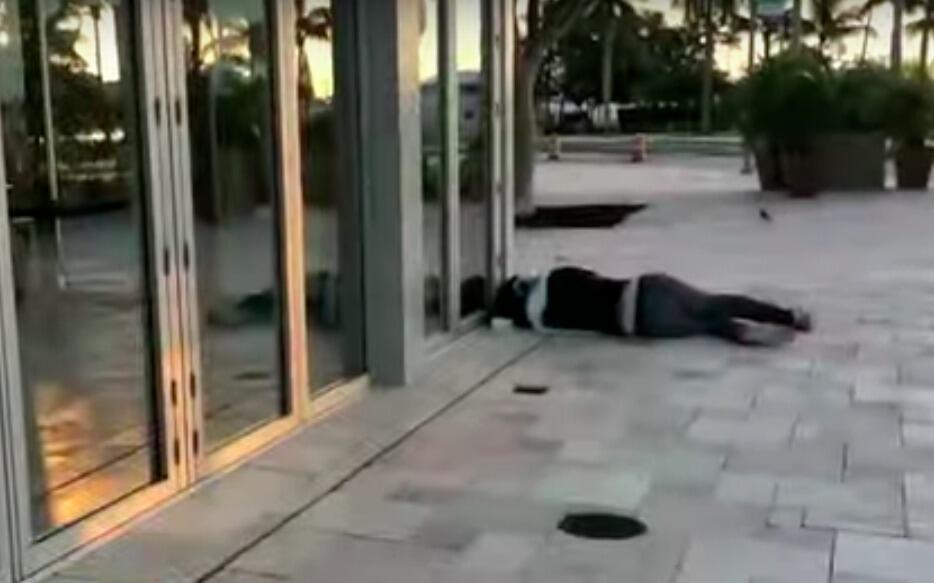 Tired Dad Walks Baby, Gets Reported as Homeless Kidnapper – His ...
