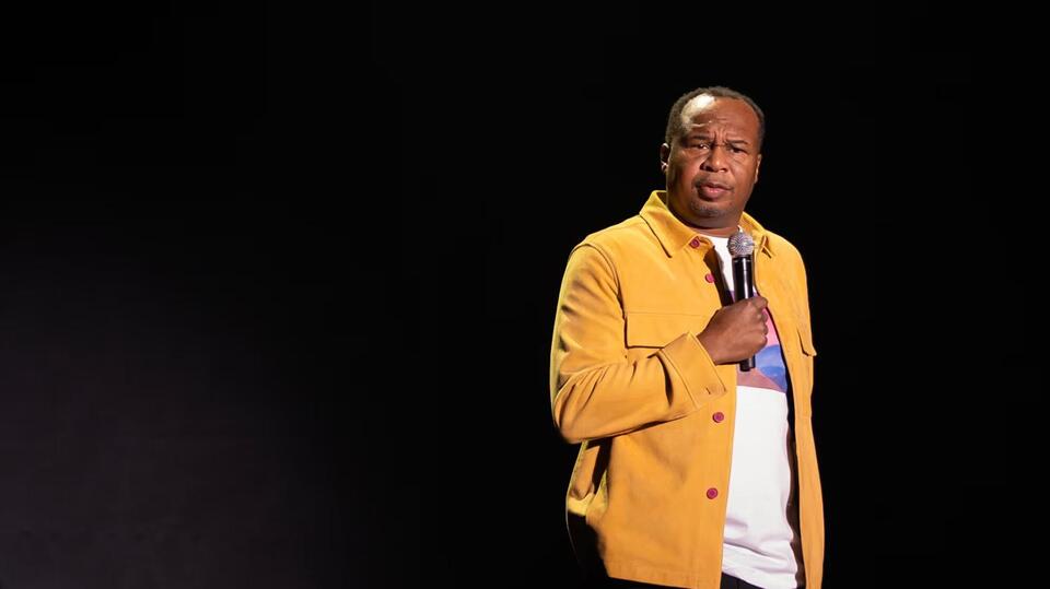 Trump as a dumpster fire? Jimmy Kimmel gag gives Roy Wood Jr. pause ...