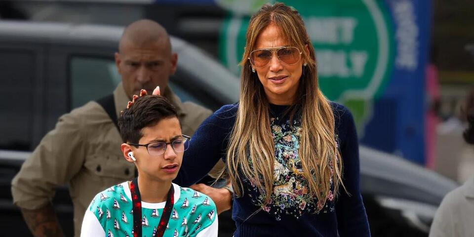 Jennifer Lopez Gushed About Raising a 'Conscientious, Kind, Loving' Son ...