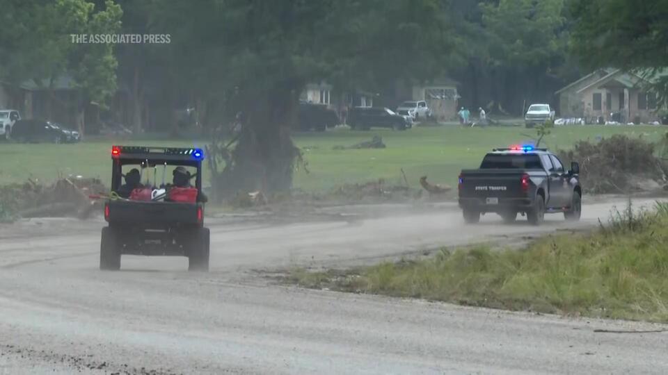 Search for 27 missing girls continues after Texas flash flood kills at ...