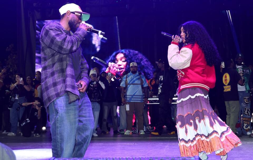 Watch Kendrick Lamar join SZA for surprise reunion at TDE Christmas ...