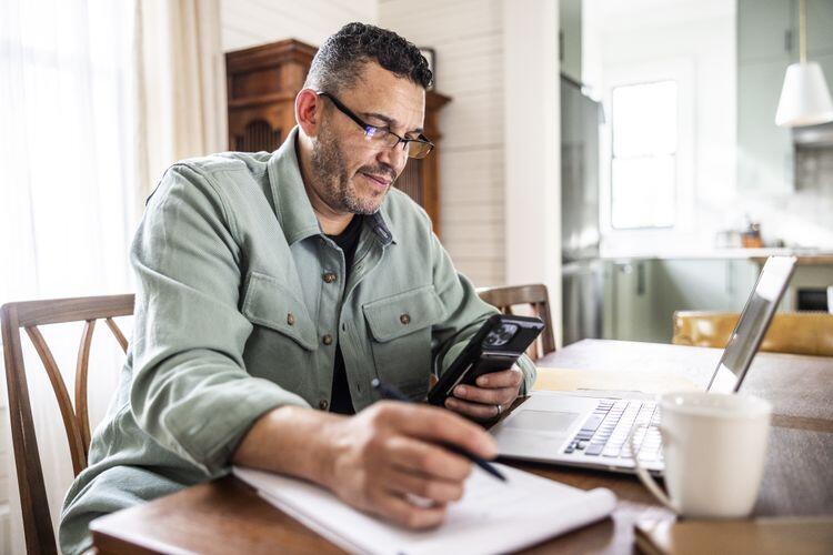 How Your Debt Sizes Up To Other Student Loan Borrowers Ages 50 to 61 ...