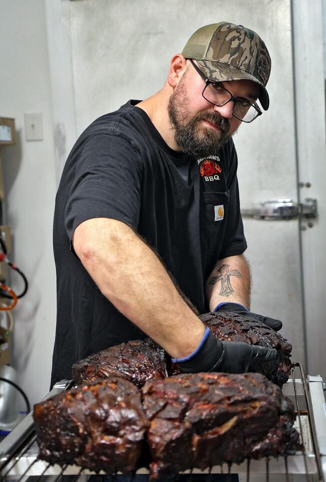 Hawg Jaws brings riverside barbecue to Hinton - NewsBreak