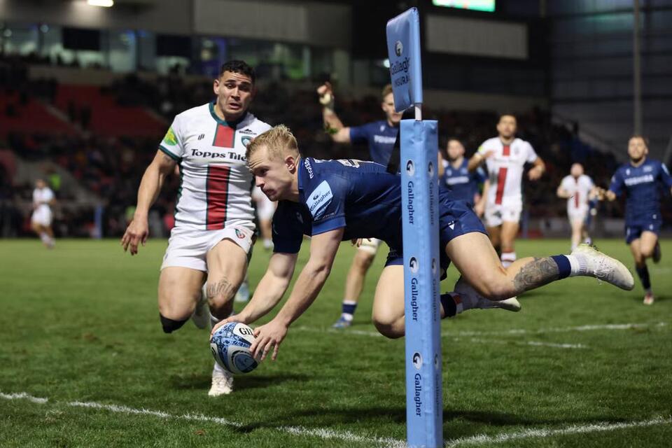 Arron Reed double helps Sale romp to victory against Leicester - NewsBreak