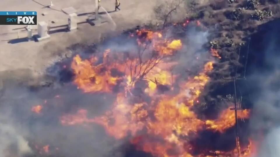 Laguna Fire in Camarillo forces evacuations - NewsBreak
