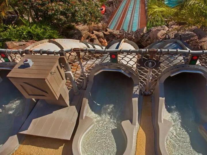 Disney faces lawsuit after Humunga Kowabunga ride leaves woman with ...