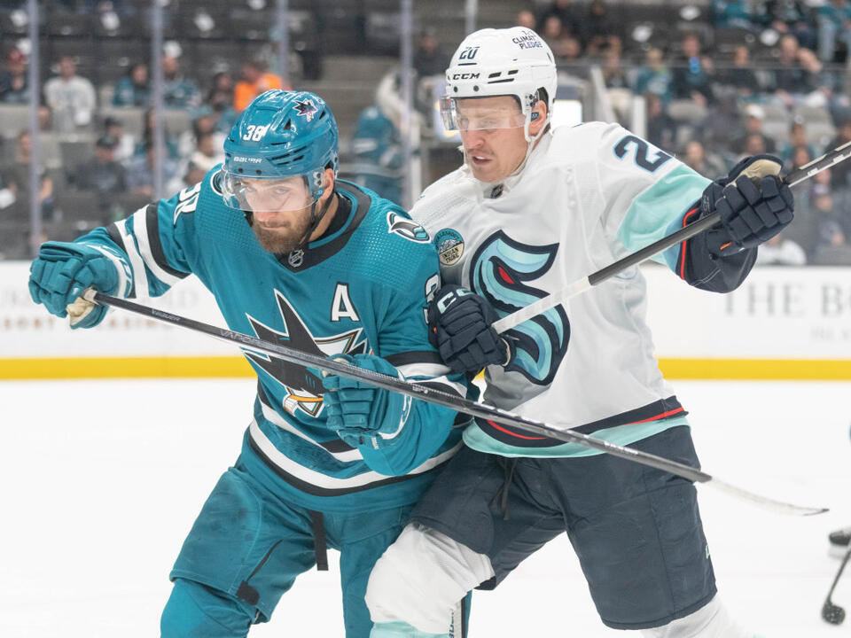 Wright Returns To Kraken, Scores Game-Winner In 4-2 Bite Of Sharks