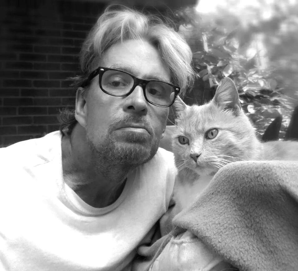 Ken Settle, Detroit rock photographer, dies at 66 - NewsBreak