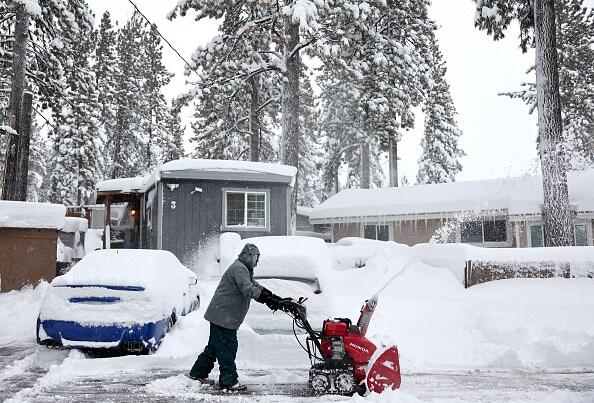 First Plowable Snow of the Season Arrives Tuesday - NewsBreak