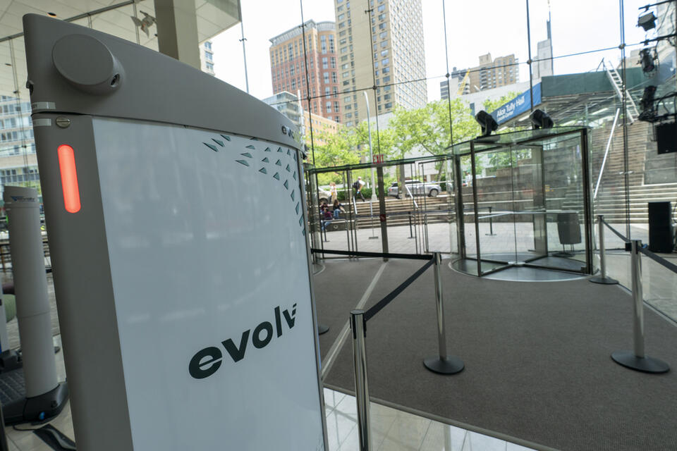 FTC settles with weapon detector maker used at schools, stadiums over ...
