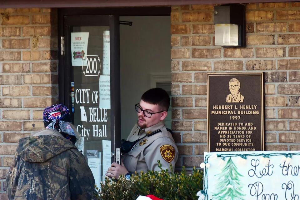Two misdemeanor charges filed against Belle mayor - NewsBreak