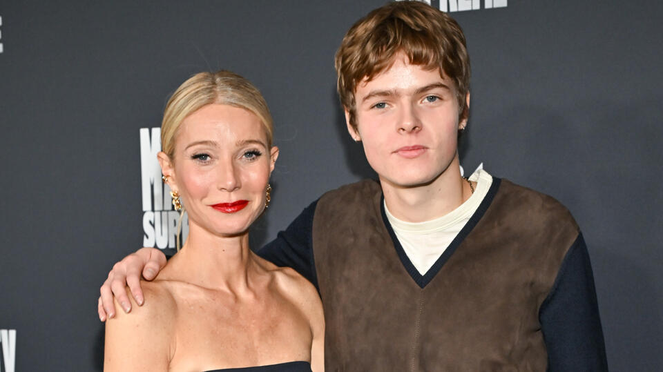 Gwyneth Paltrow Says Son Moses Was Mortified by Her Sex Scenes in ...