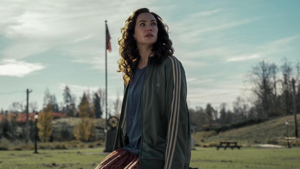 Netflix's 7-part vampire thriller is a chilling masterpiece you'll ...