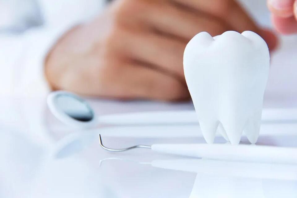 Study: THC Shown to Disrupt Cavity-Causing Bacteria and Dental Biofilms ...