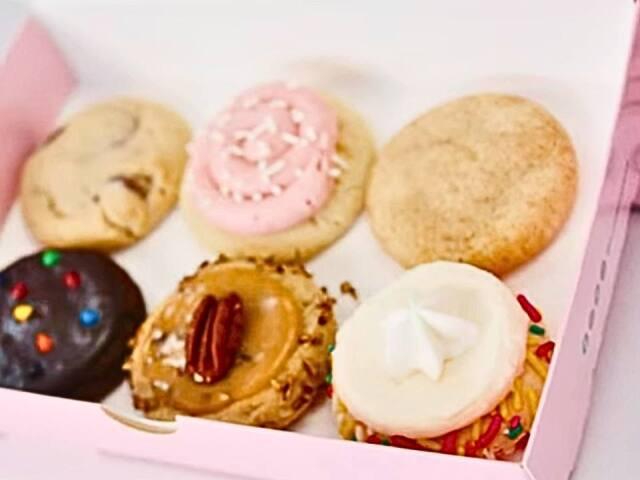 Utah-based Crumbl announces mini versions of their giant cookies ...