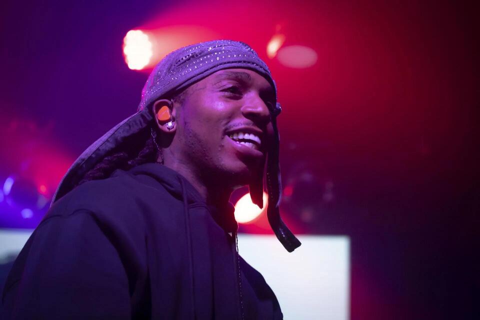 “Plot twist. The baby already on the way” — Netizens react as Jacquees ...