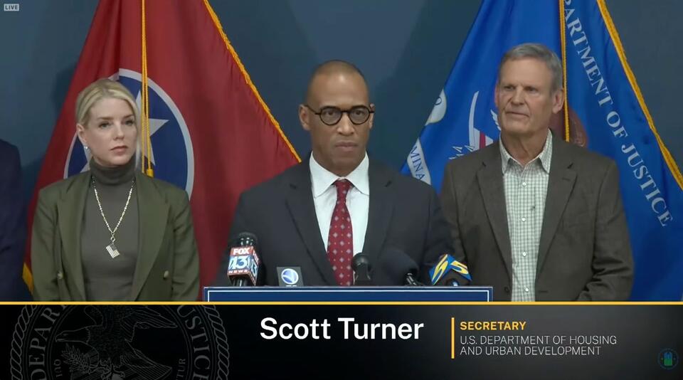 HUD Announces Hotline for Public Housing Residents to Report Crime ...