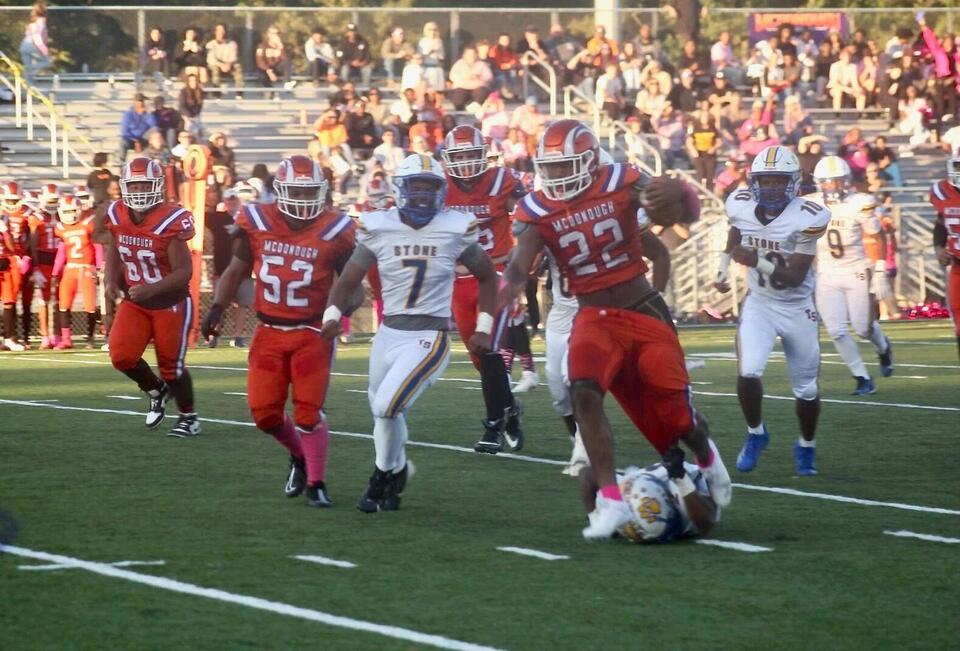 McDonough football doubles up Thomas Stone - NewsBreak