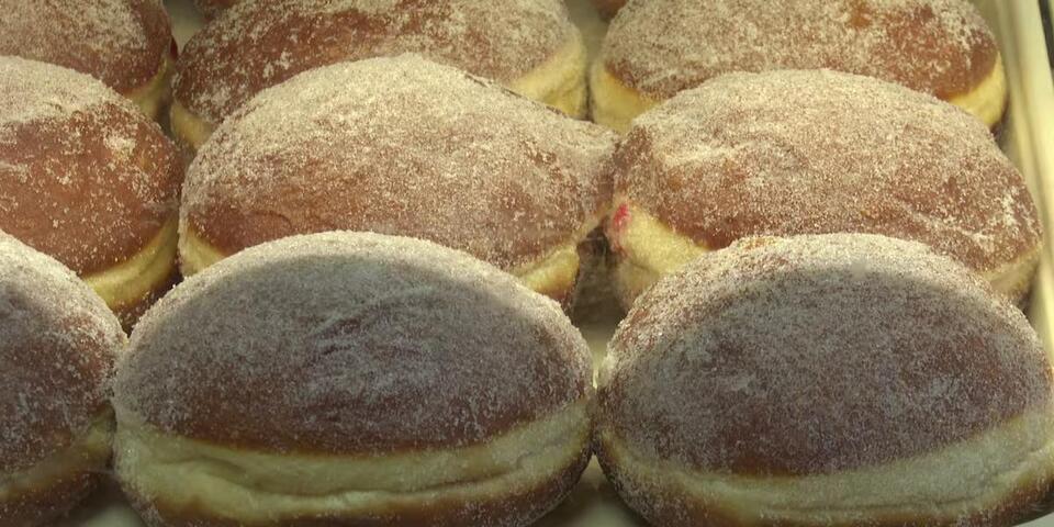 Bakeries gear up for Fat Tuesday paczki rush - NewsBreak