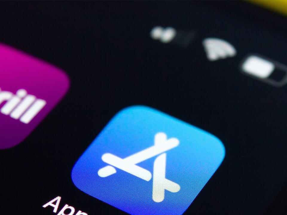 These 3 Useless Apps Are Slowing Your Phone Down: Games & More