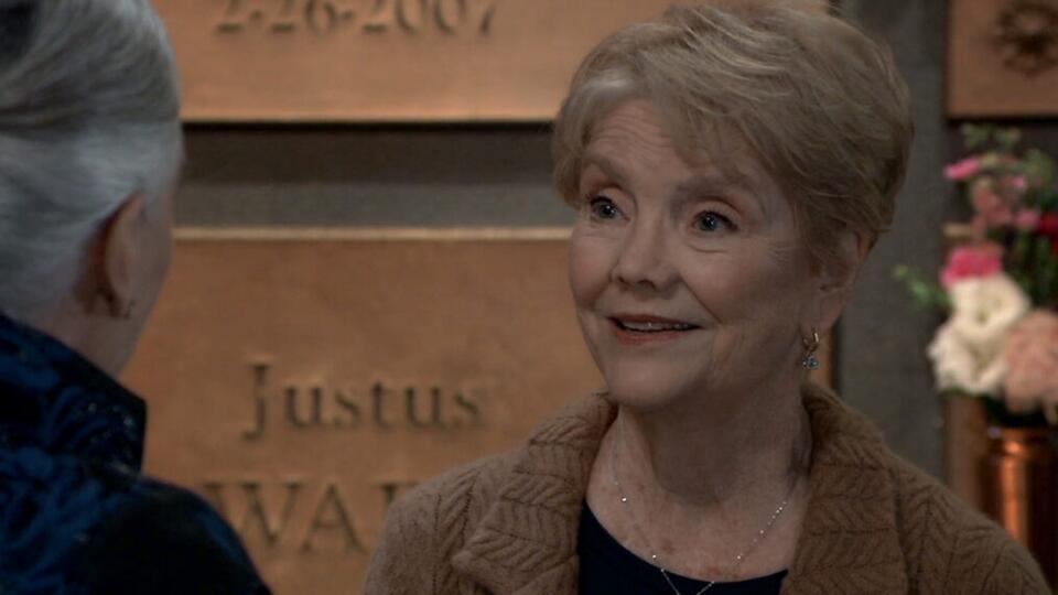 Who Is Ronnie Bard & Is She Really Monica’s Sister on General Hospital ...